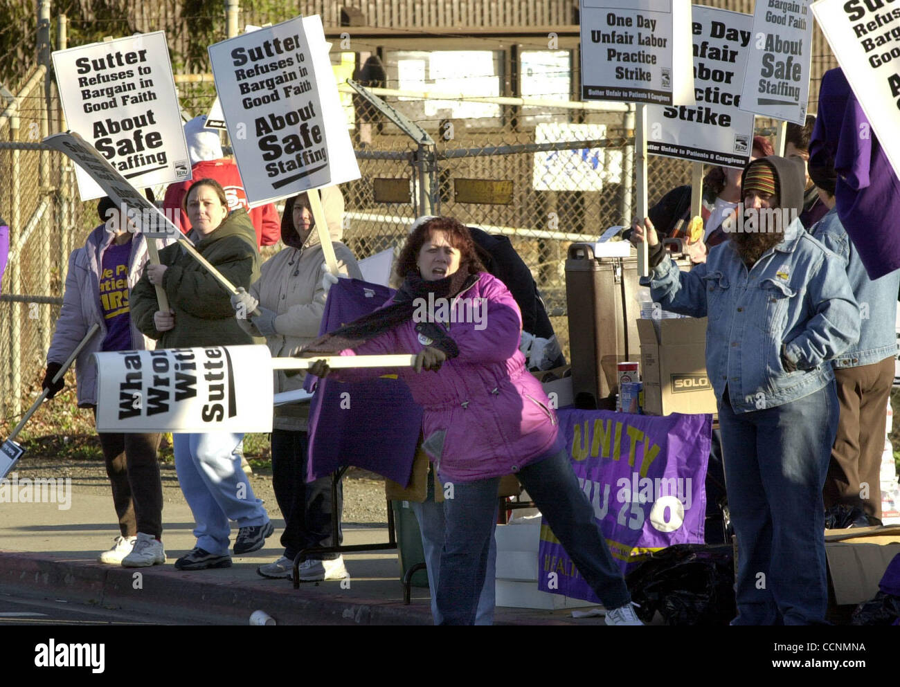 Mona Fuller, center, from the Dietary Dept. and other nurses and ...