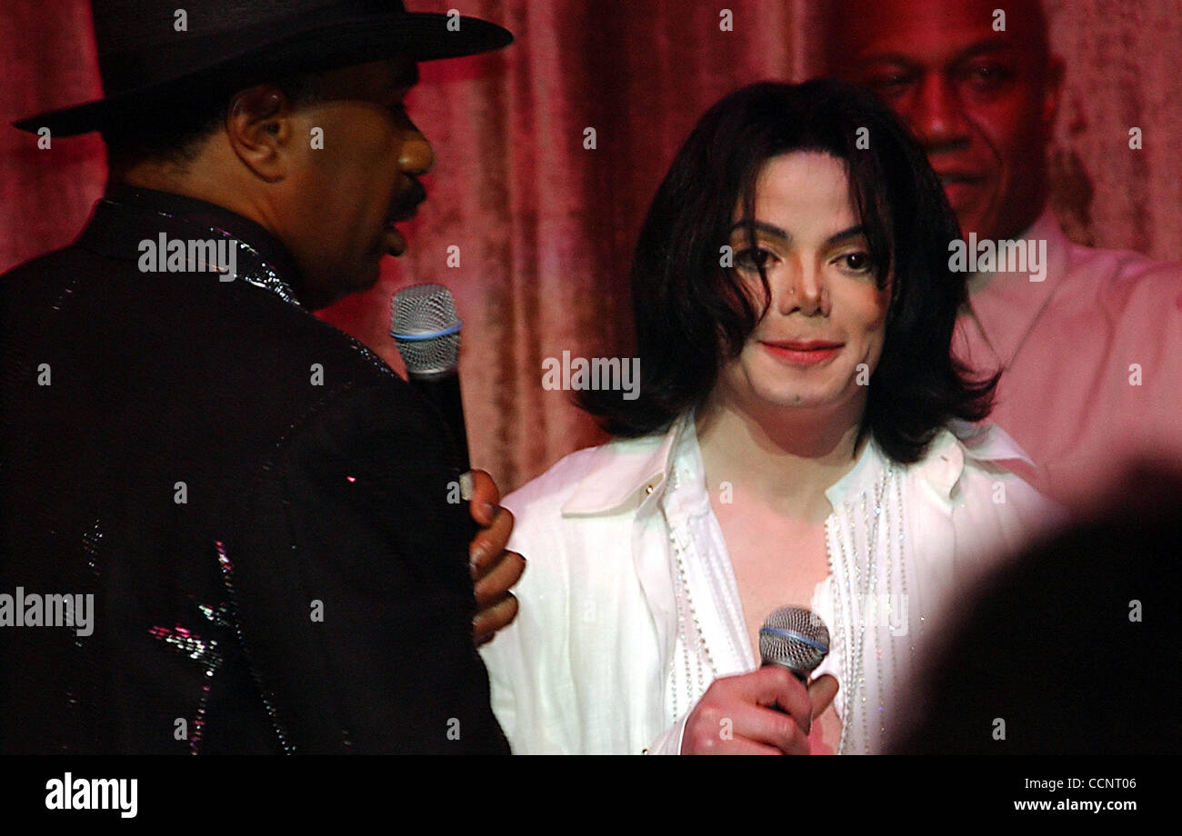 Singer MICHAEL JACKSON and actor STEVE HARVEY at 'Michael Jackson-A ...