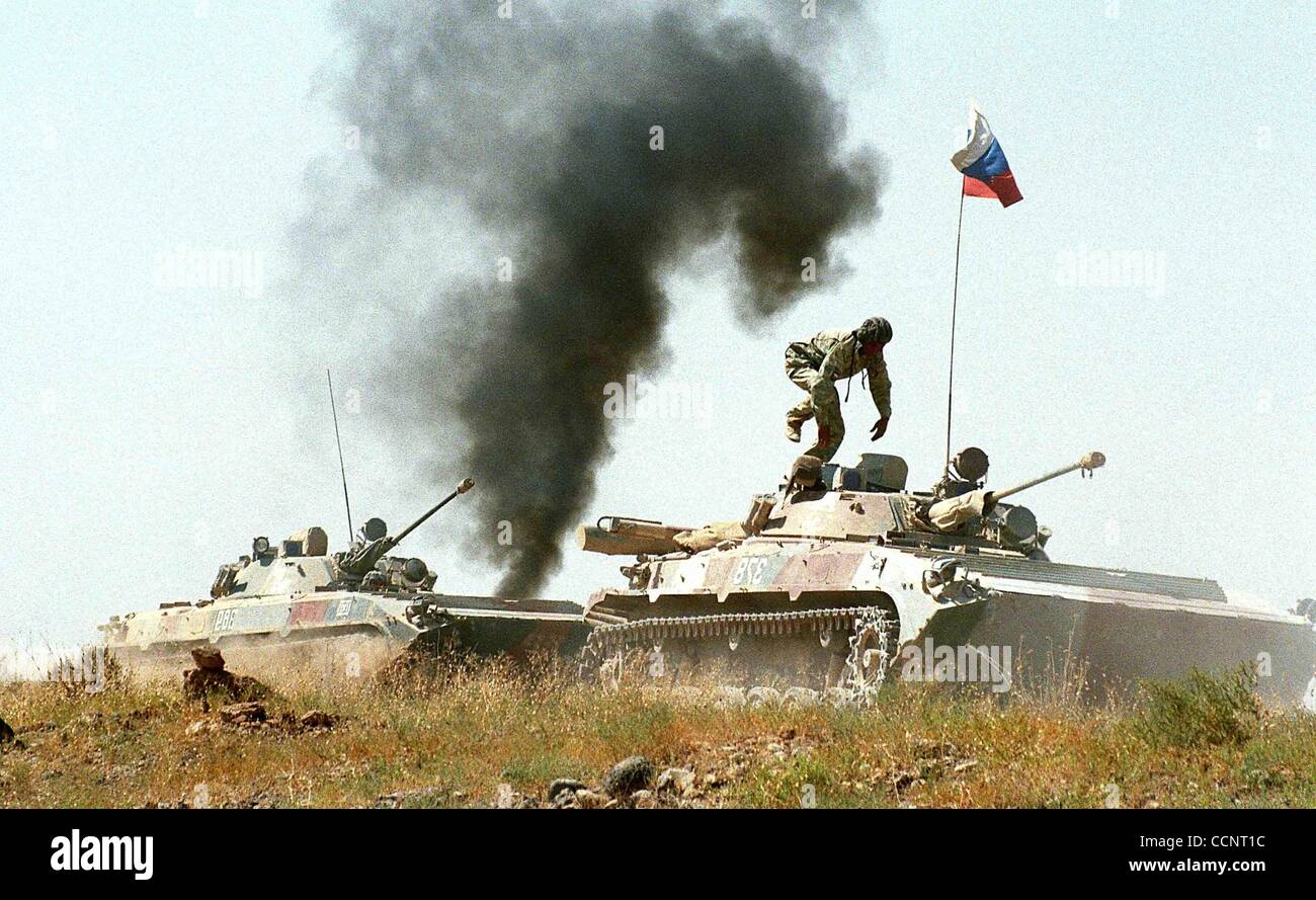 Sep 12, 2003 - Yerevan, Armenia - Russian troops of 102nd Russian ...