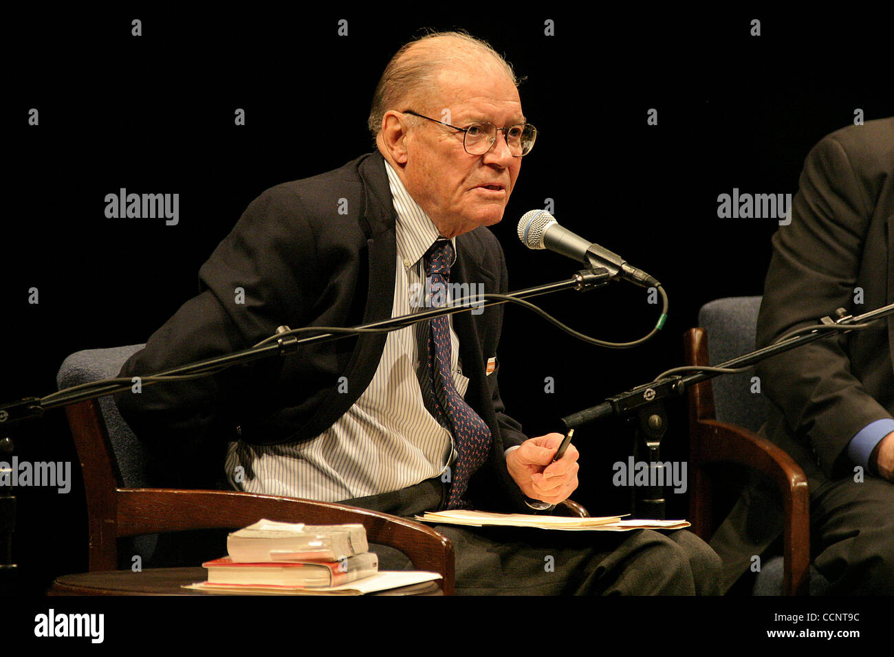 Robert mcnamara vietnam hi-res stock photography and images - Alamy