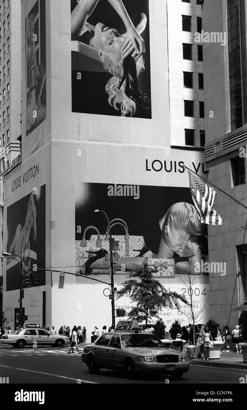 May 26, 2004 - New York, New York, USA - View of skyscrapers on 5th ...