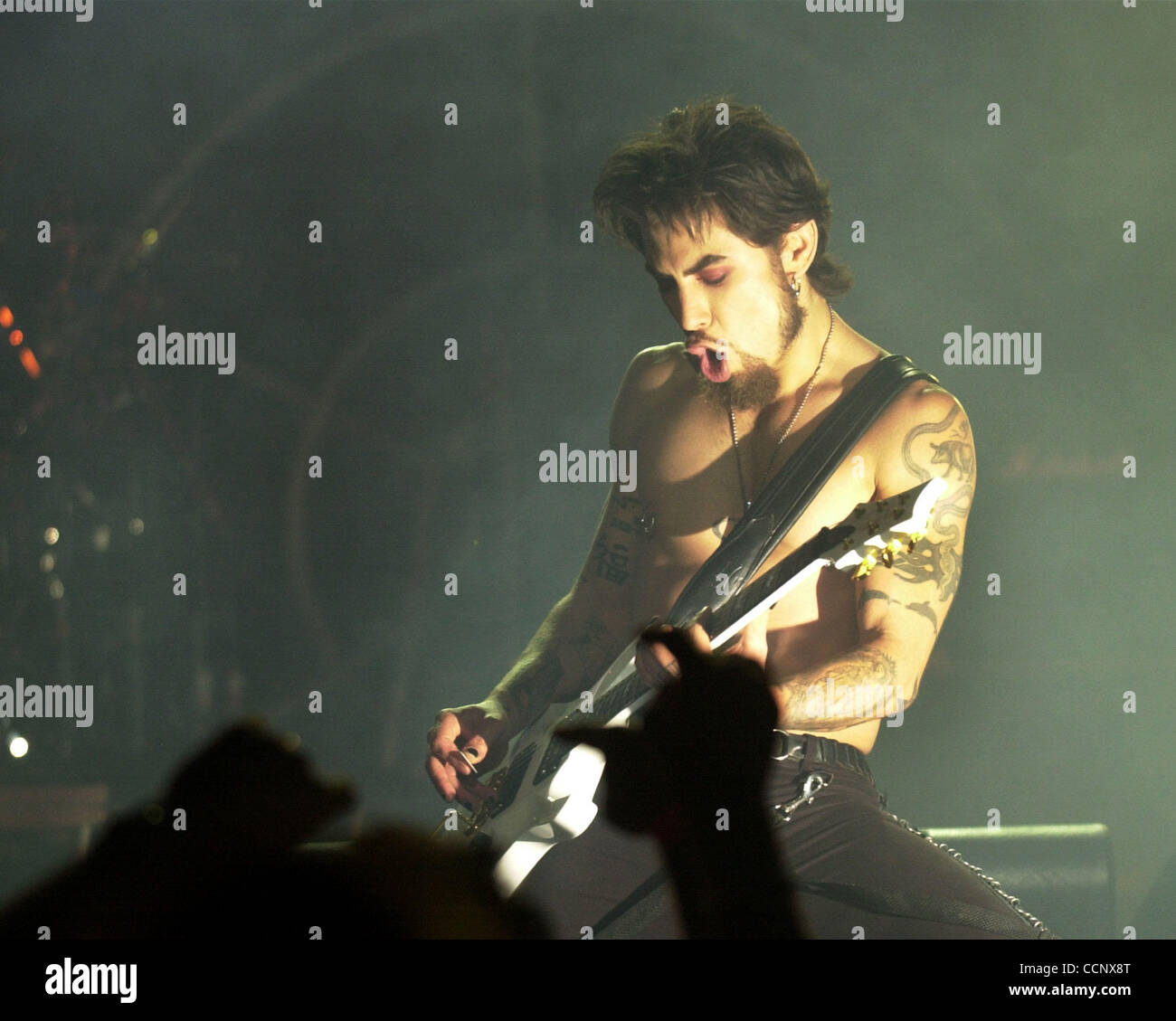 Jun 14, 2003; Irvine, CA, USA; DAVE NAVARRO of Jane's Addiction makes a ...