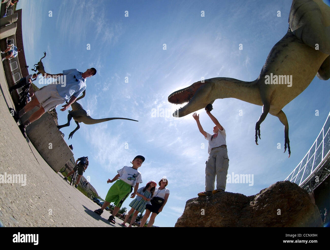World's Largest Statues In Alberta at Virginia Lyman blog