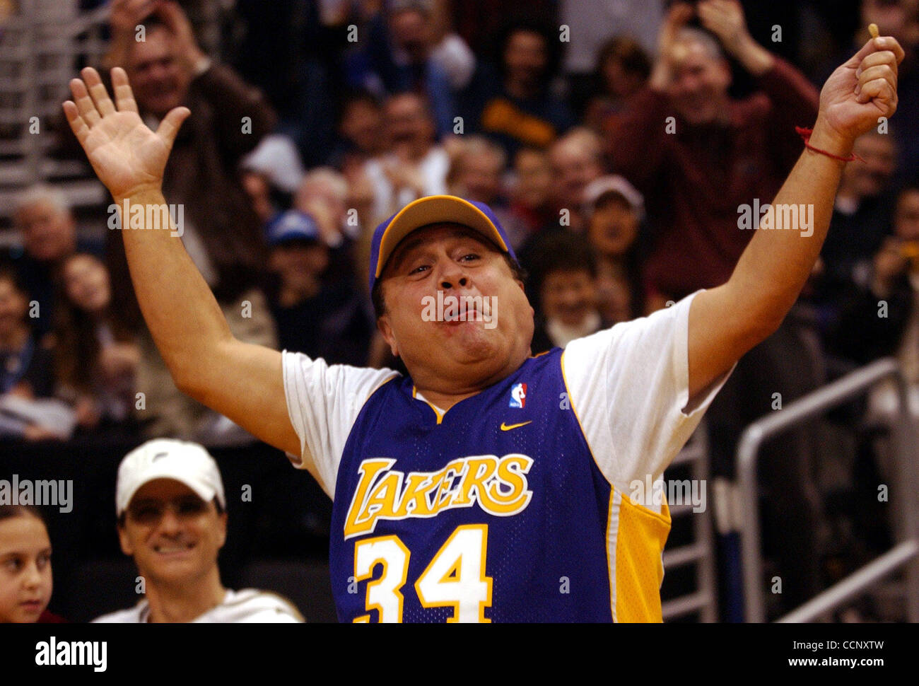 Danny devito get shorty hi-res stock photography and images - Alamy