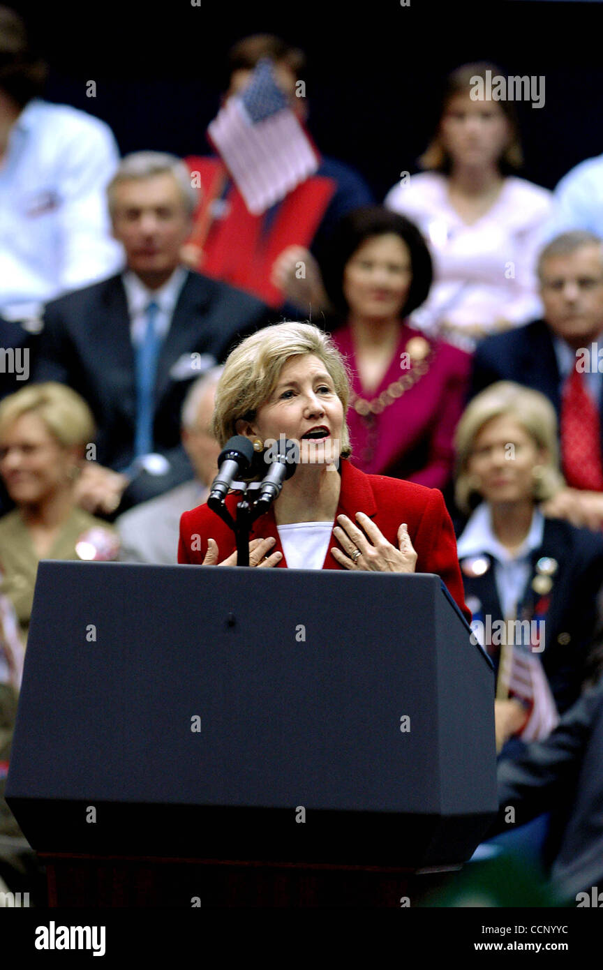 Nov. 4, 2004 - Texas, U.S. - K40228JN .President George W. Bush's Rally ...
