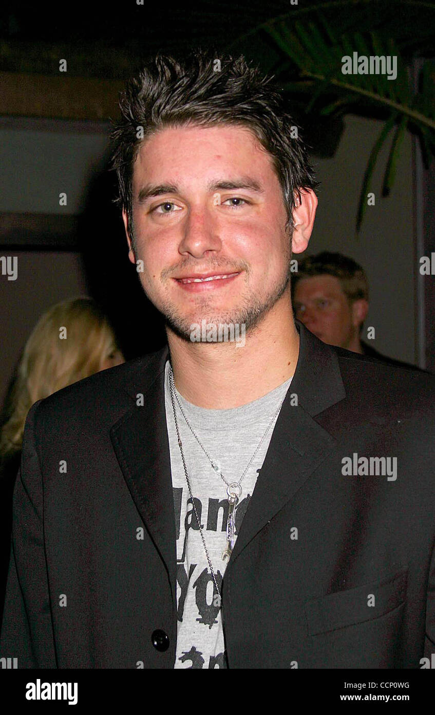 Lotus tee hi-res stock photography and images - Alamy