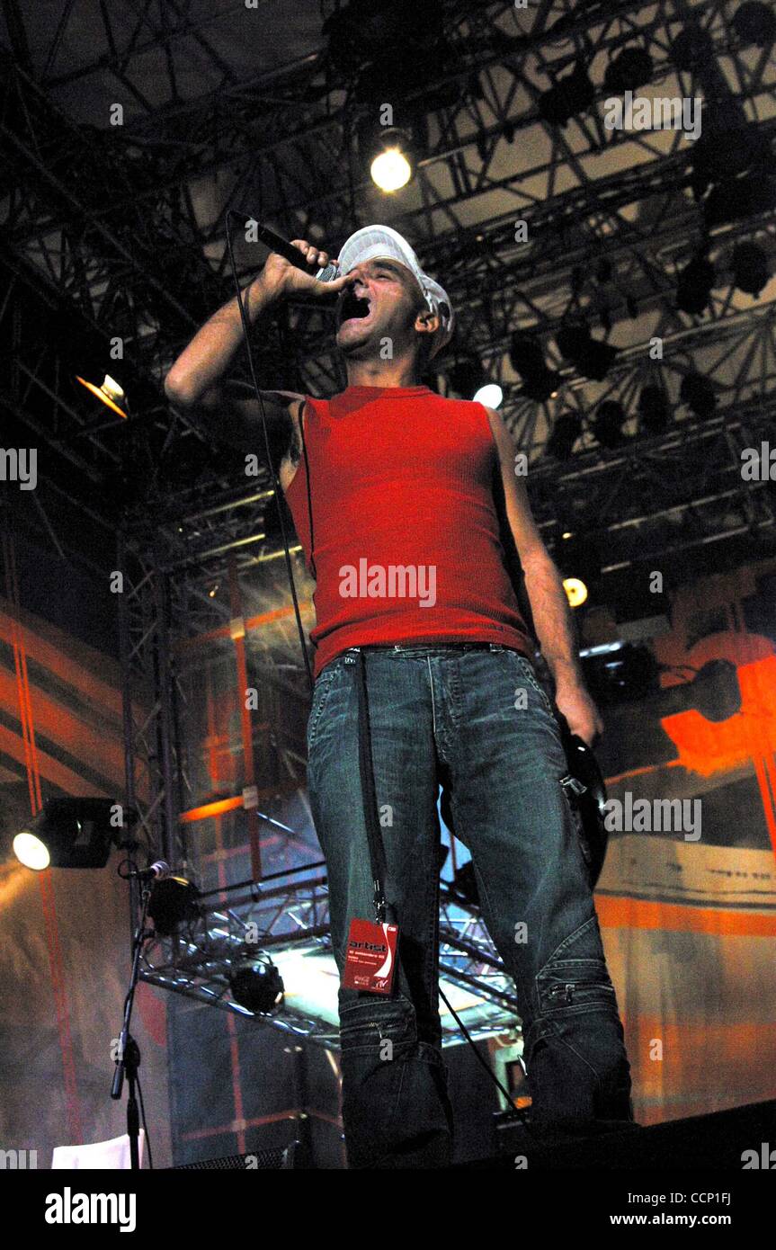 Coca cola mtv live hi-res stock photography and images - Alamy