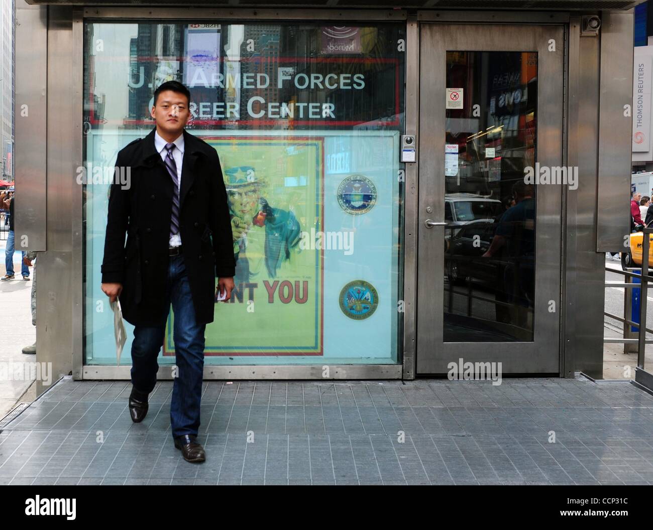 Oct. 20, 2010 - Manhattan, New York, U.S. - DAN CHOI, an Iraq War ...