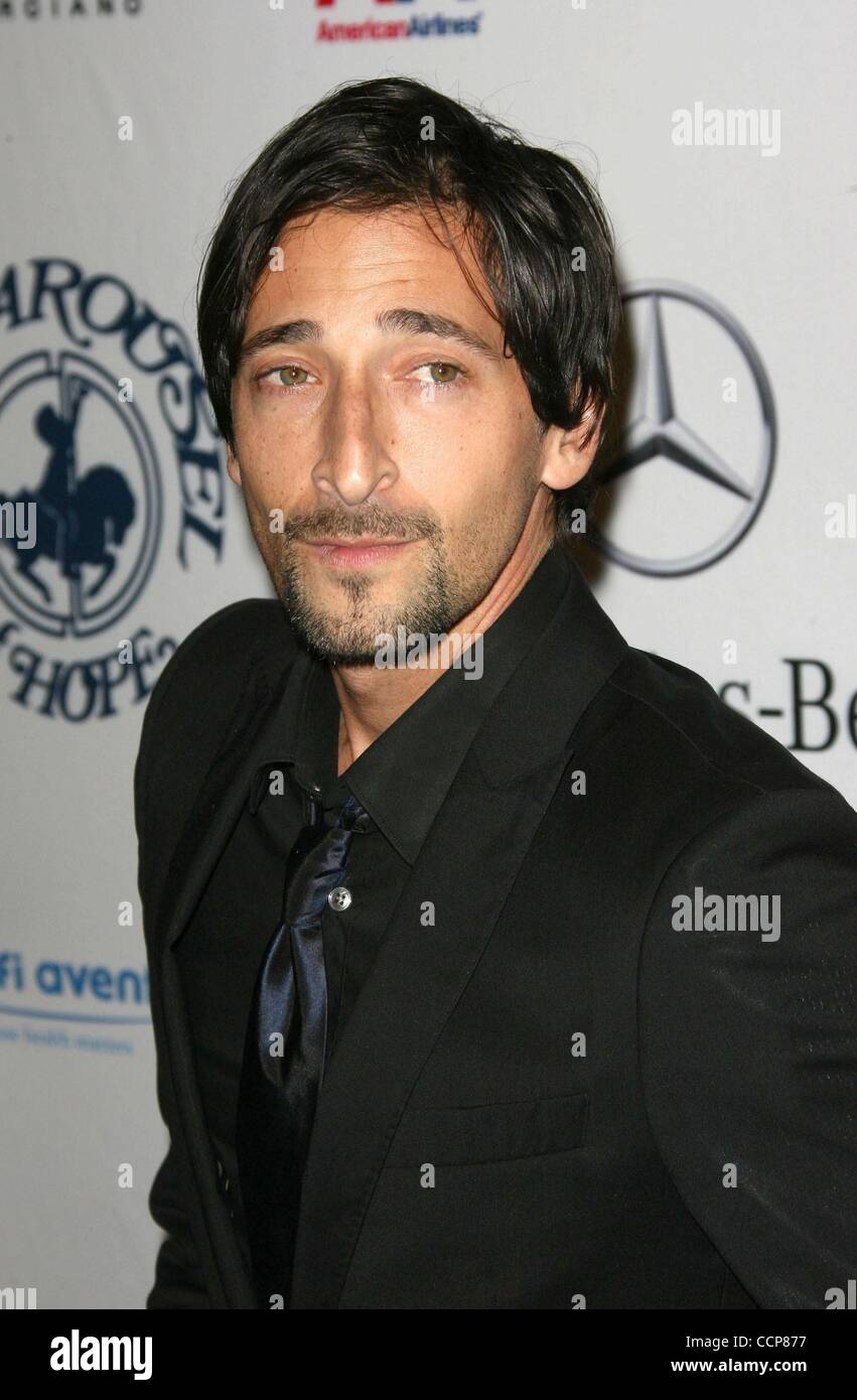 Oct 23, 2010 - Los Angeles, California, USA - Actor ADRIEN BRODY at the ...