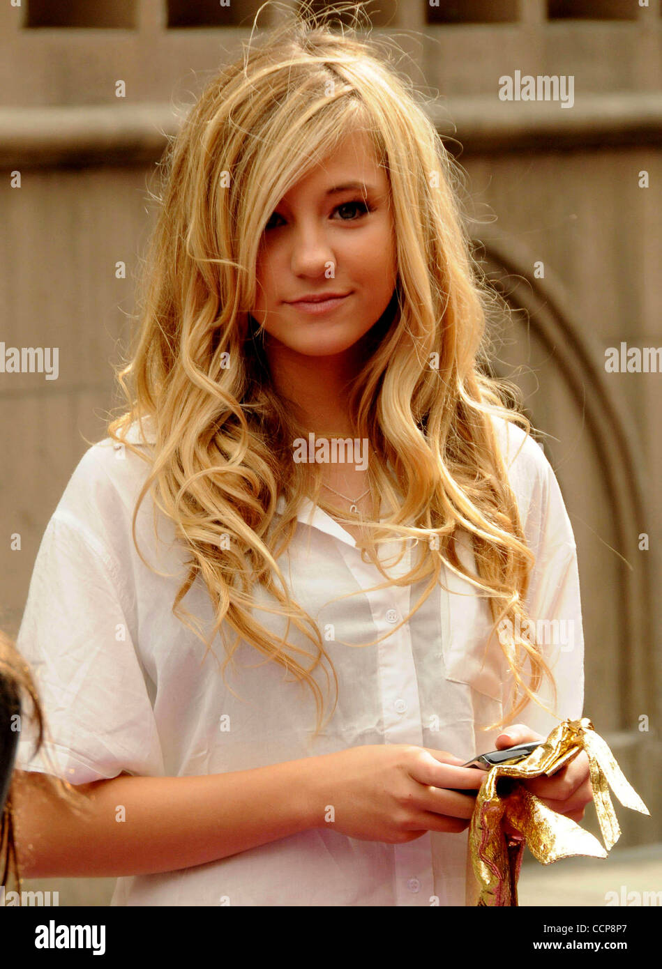 Oct. 24, 2010 - Los Angeles, California, U.S. - Ava Sambora Attending ...