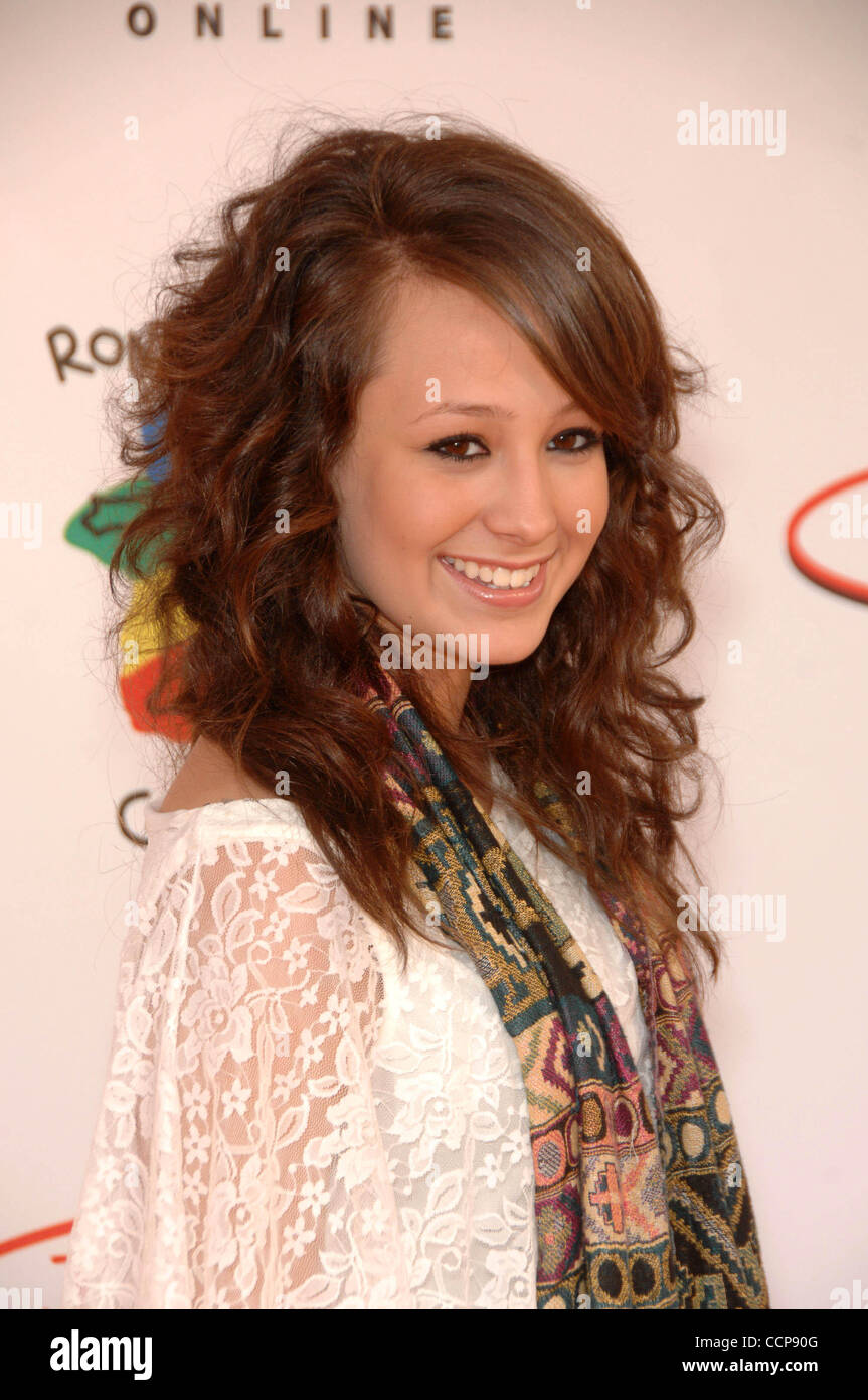 Caitlyn taylor love hi-res stock photography and images - Alamy