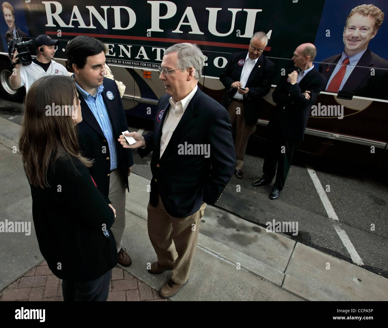 Mitch mcconnell campaign hi-res stock photography and images - Alamy