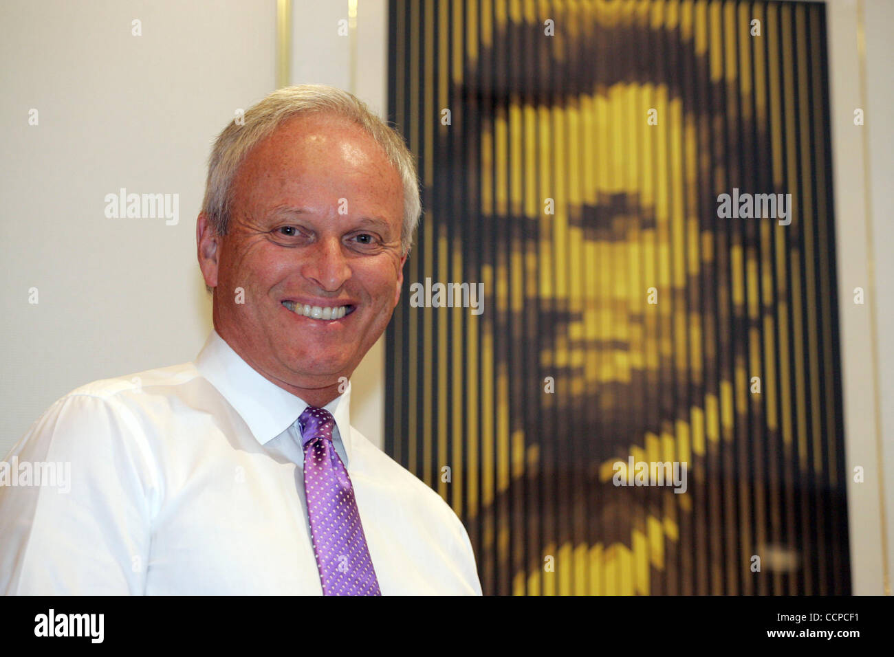 Attorney roman silberfeld robins kaplan hi-res stock photography and ...