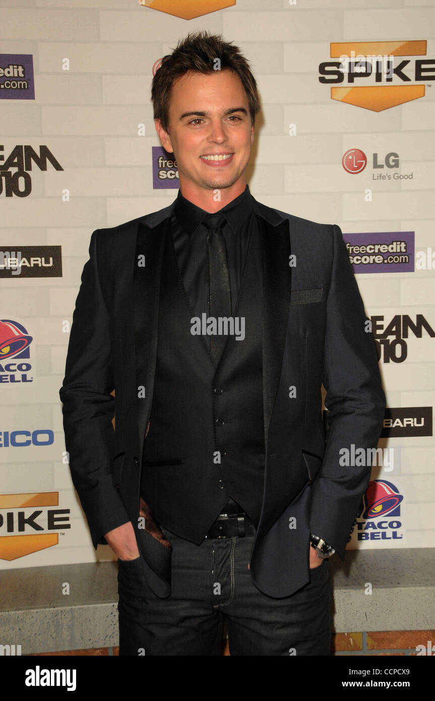 Oct. 16, 2010 - Los Angeles, California, U.S. - DARREN BROOKS Attending ...