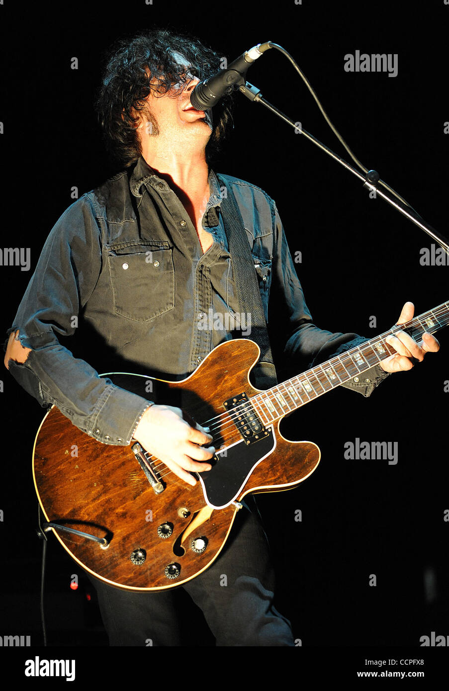 Raleigh motorcycle hi-res stock photography and images - Alamy