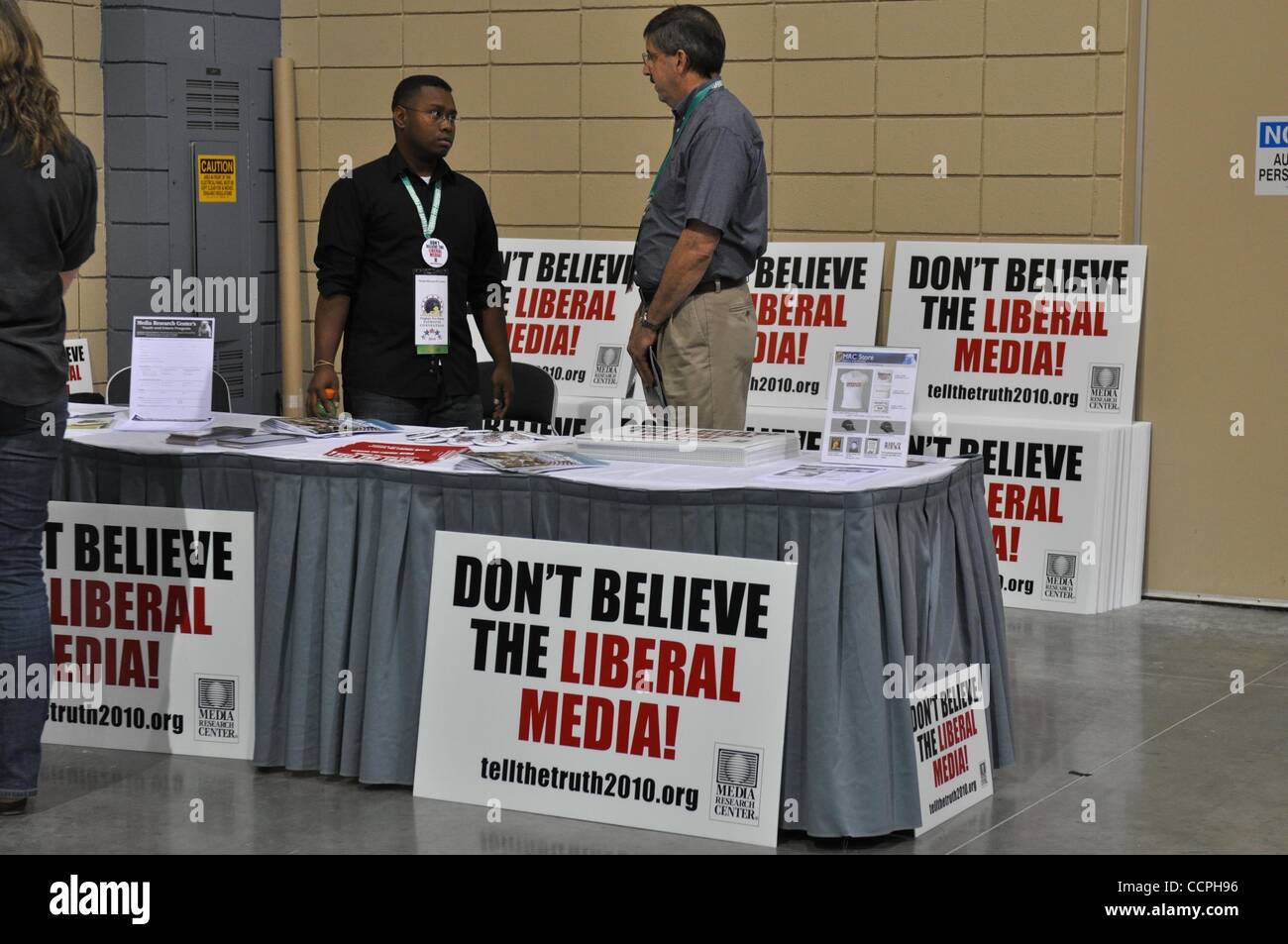 Media tell the truth hi-res stock photography and images - Alamy