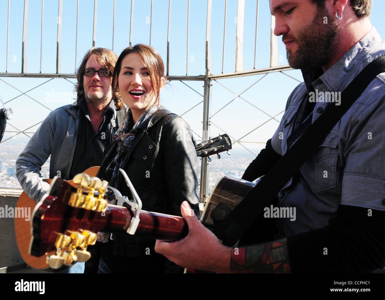 Oct. 8, 2010 - Manhattan, New York, U.S. - Country music singer ...