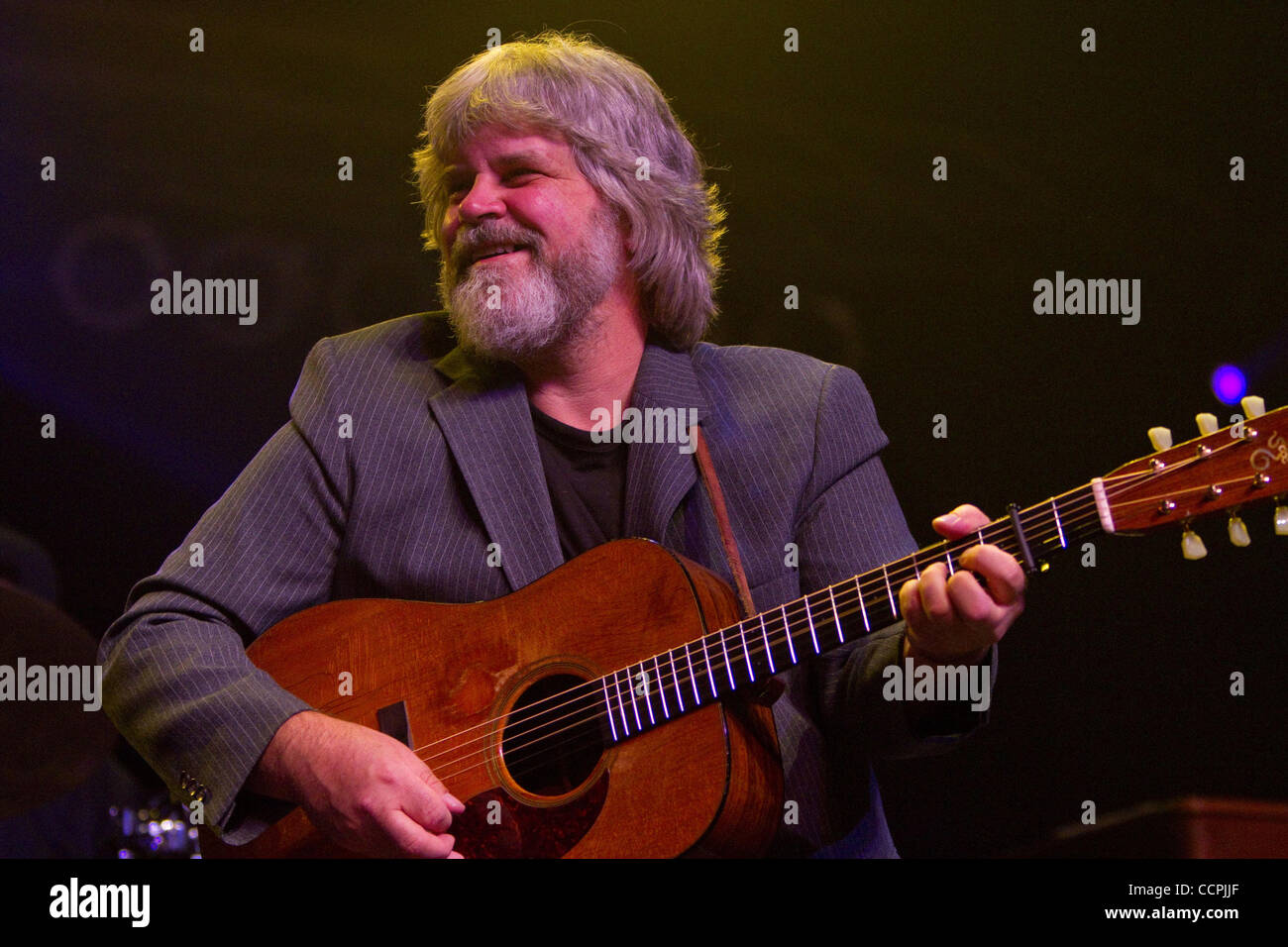 Oct. 9, 2010 - Broomfield, Colorado, U.S. - Guitarist and singer VINCE ...