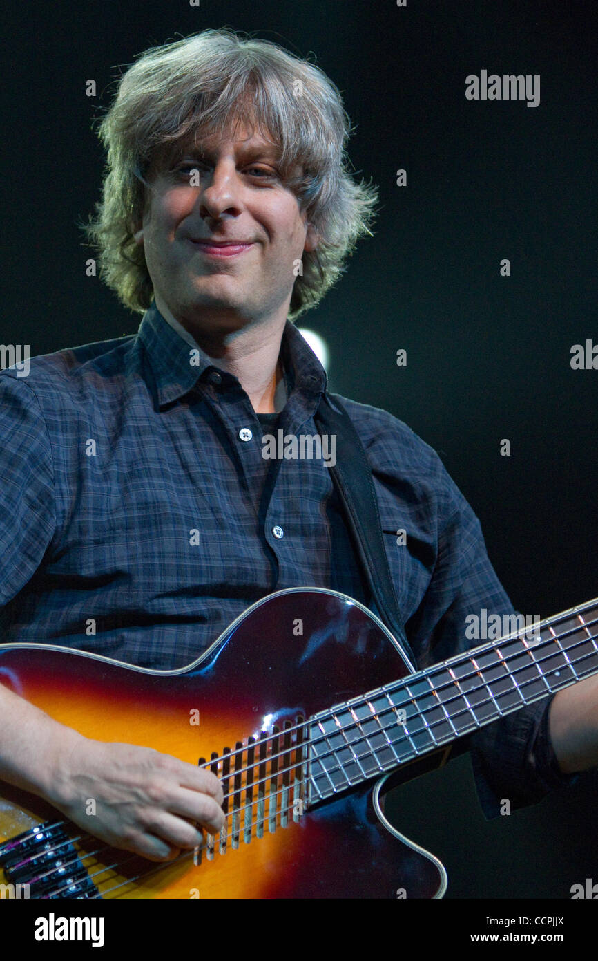 Oct. 9, 2010 - Boulder, Colorado, U.S. - Singer and bassist MIKE GORDON ...