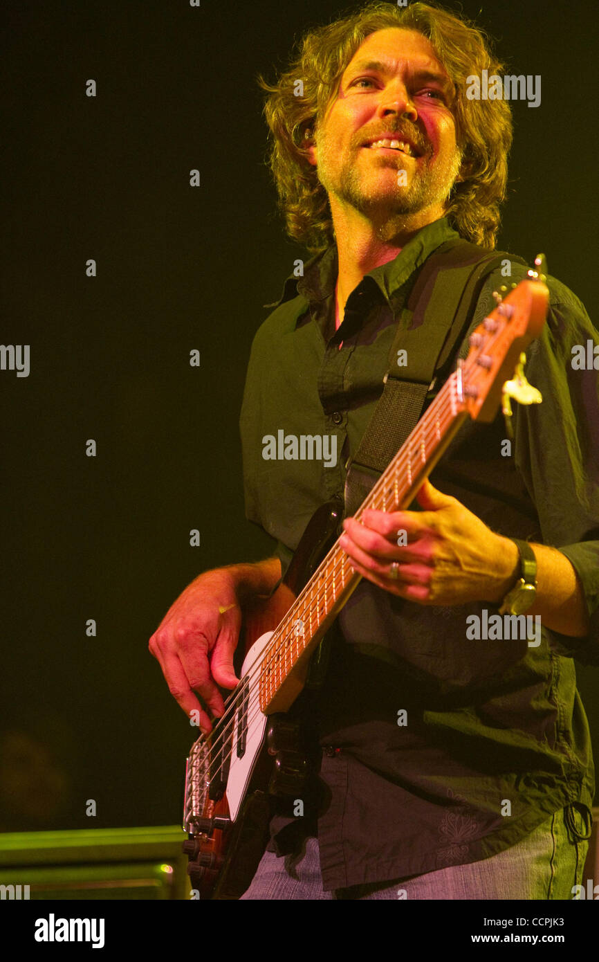 Oct. 9, 2010 - Boulder, Colorado, U.S. - Bassist KEITH MOSLEY of String ...