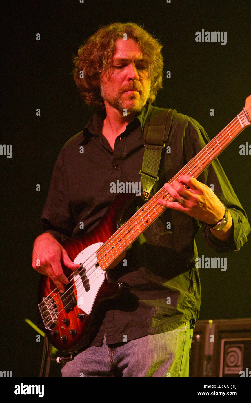 Oct. 9, 2010 - Boulder, Colorado, U.S. - Bassist KEITH MOSLEY of String ...