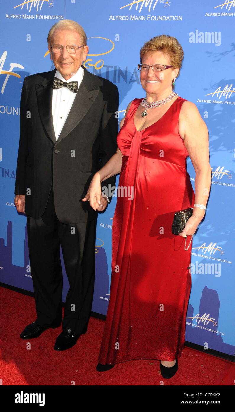 Oct. 10, 2010 - Los Angeles, California, U.S. - ALFRED E. MANN, CLAUDE ...