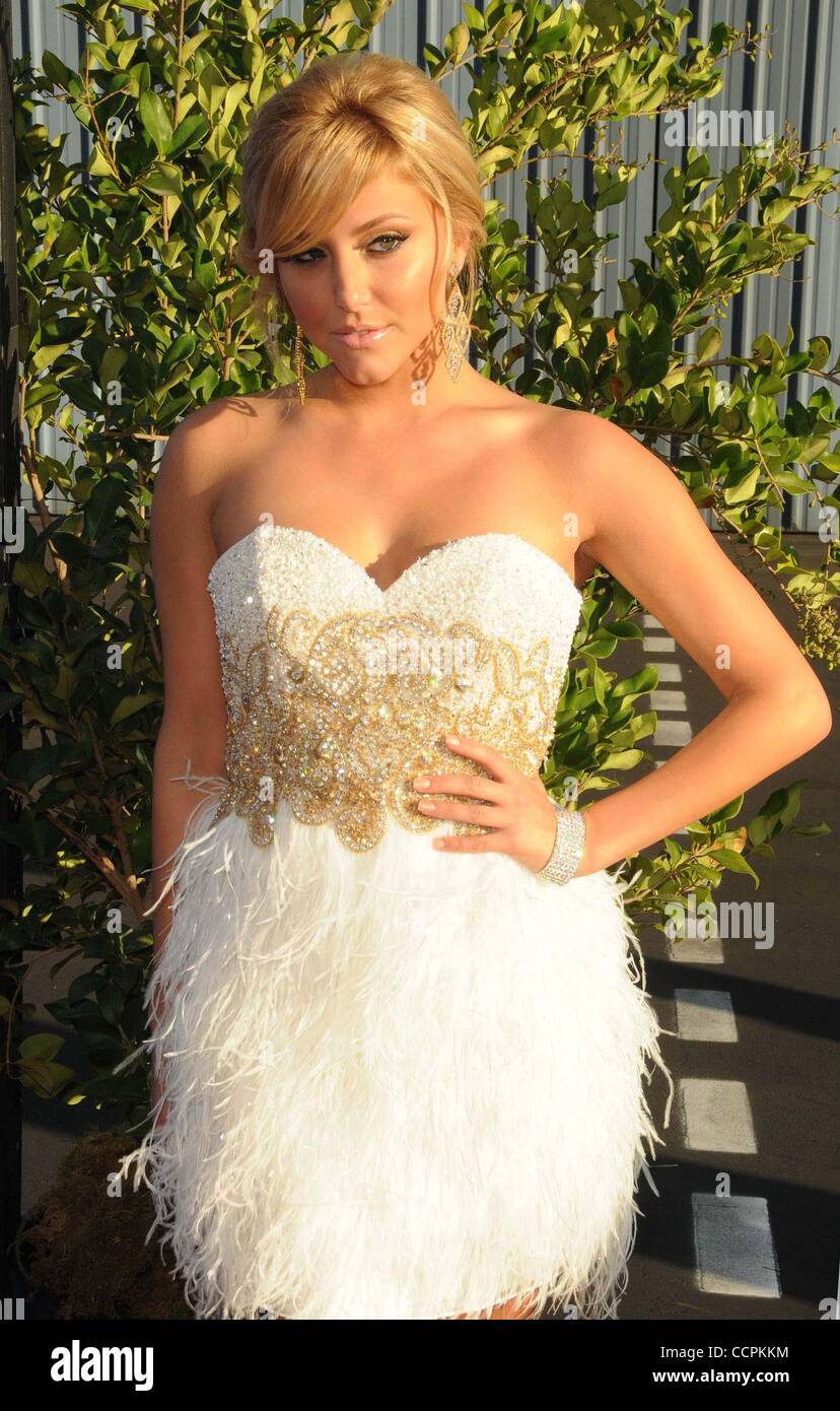 Oct. 10, 2010 - Los Angeles, California, U.S. - CASSIE SCERBO Attending ...