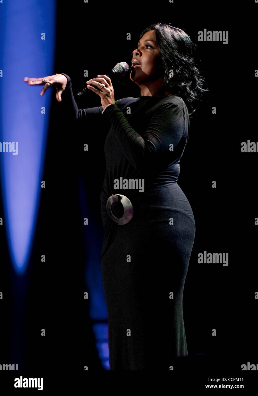 Oct. 11, 2010 - Los Angeles, CA, USA - CECE WINANS performs during the ...