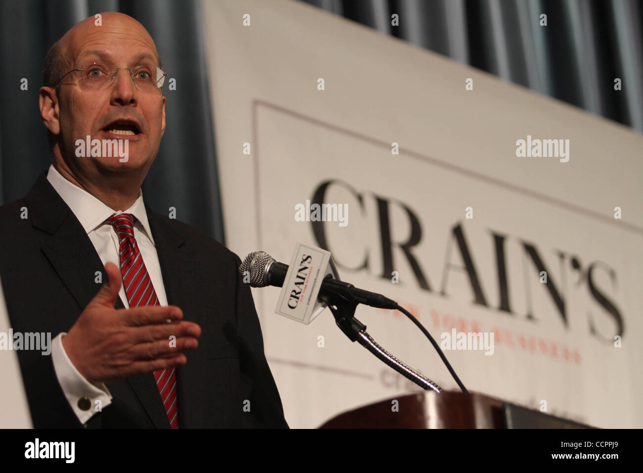MTA Chairman Jay Walder speaks at the CRAIN'S Breakfast Forum at the ...