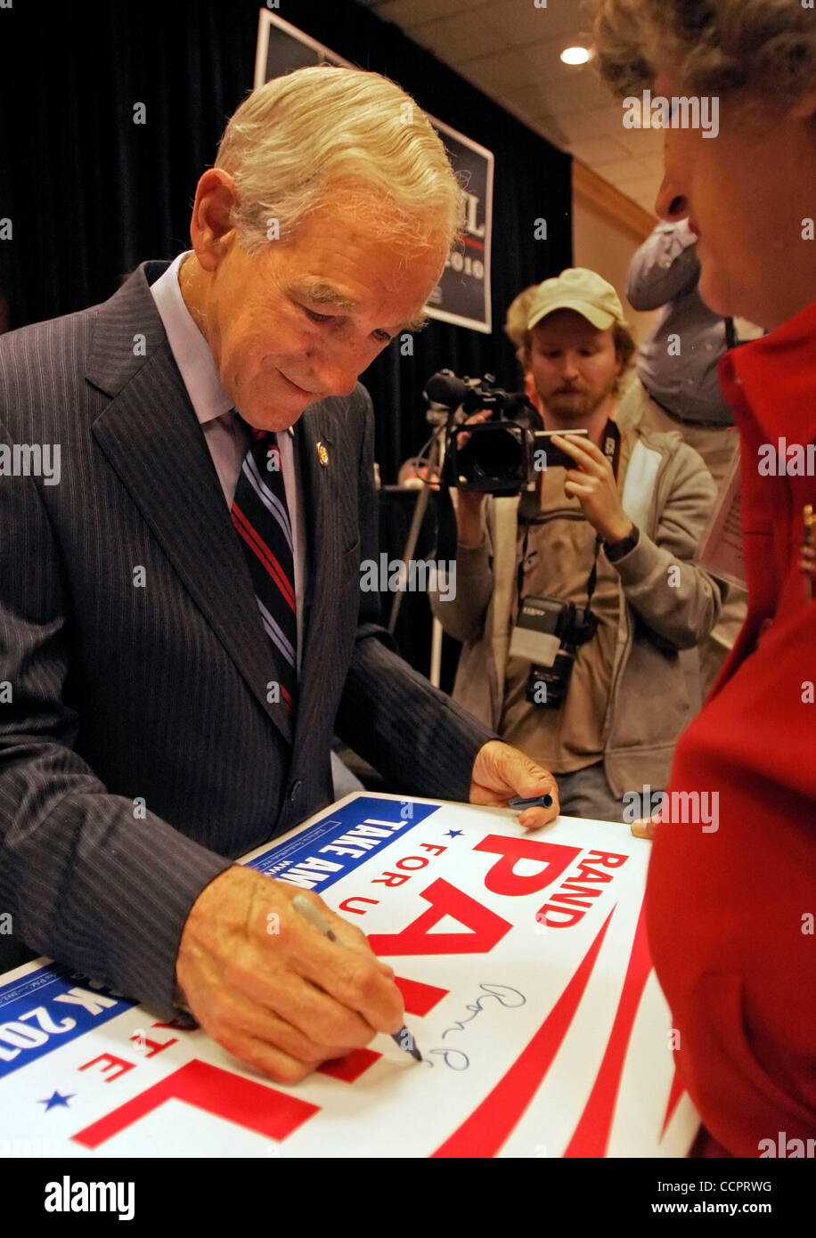 Oct 02, 2010 - Erlanger, Kentucky, U.S. - Texas Congressman RON PAUL ...