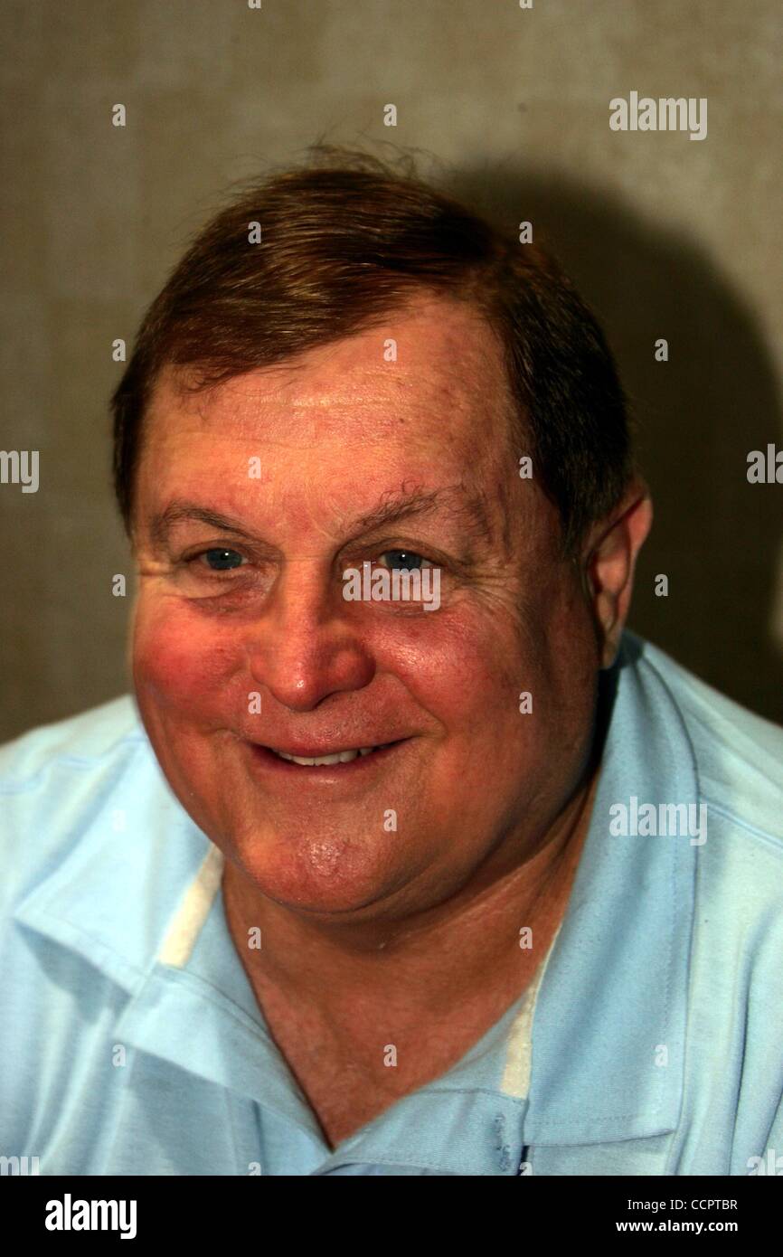 Big burt hi-res stock photography and images - Alamy