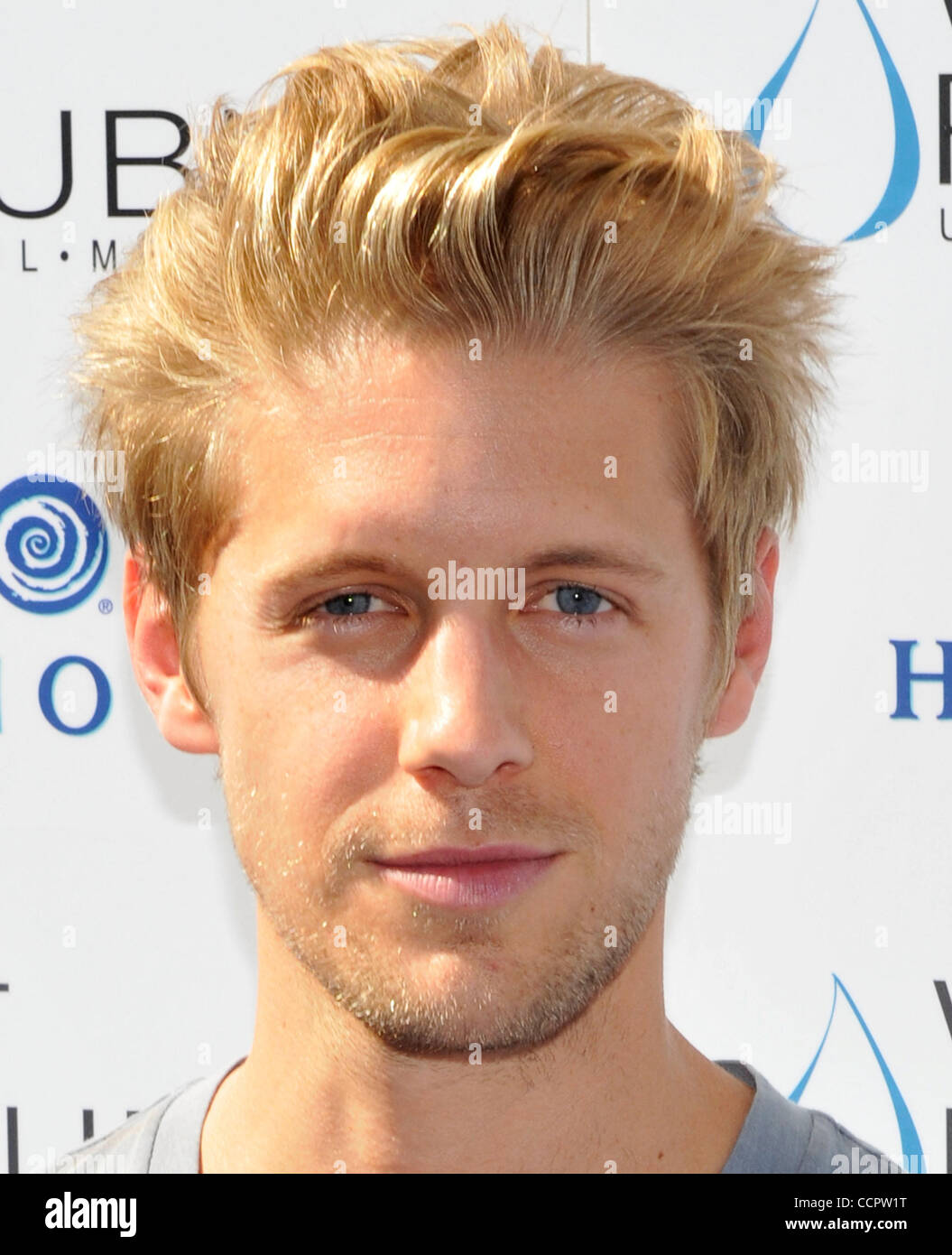 Oct. 3, 2010 - Las Vegas, Nevada, USA - Actor MATT BARR arrives at the ...