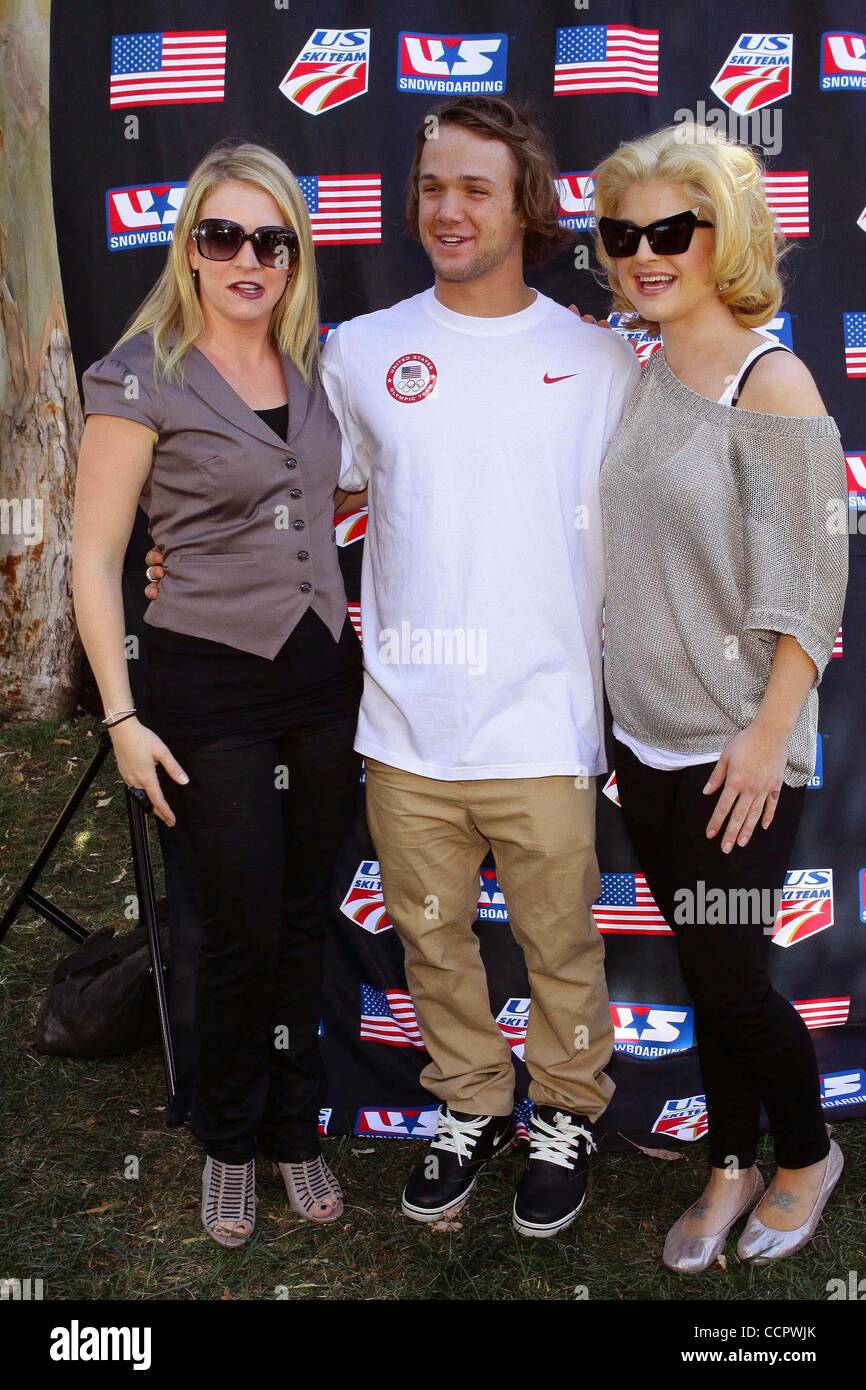 Oct. 3, 2010 - Los Angeles, California, U.S. - Melissa Joan Hart; Louie ...