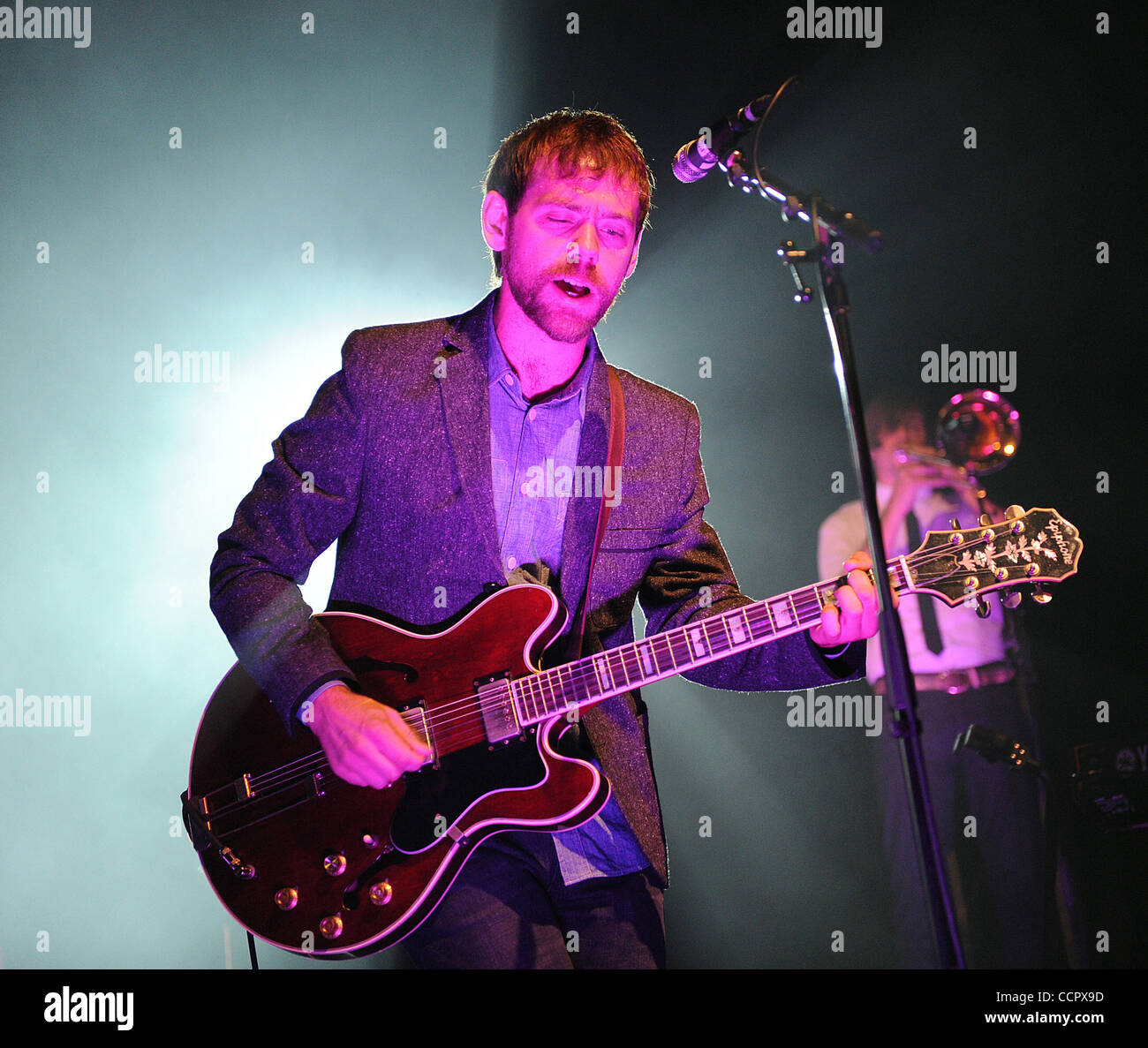 Aaron dessner of the national hi-res stock photography and images - Alamy