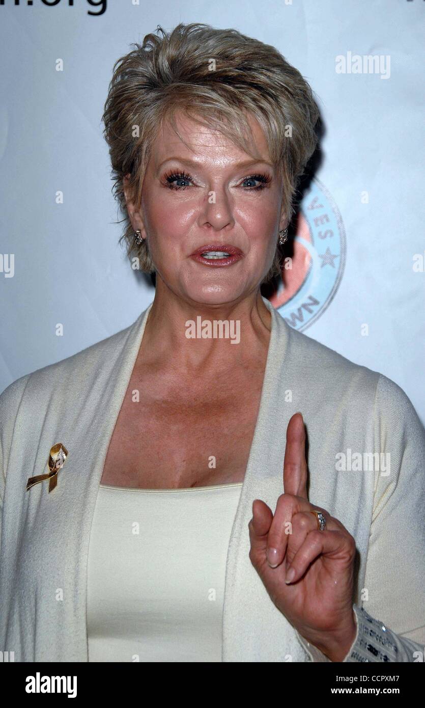 Gloria loring hi-res stock photography and images - Alamy