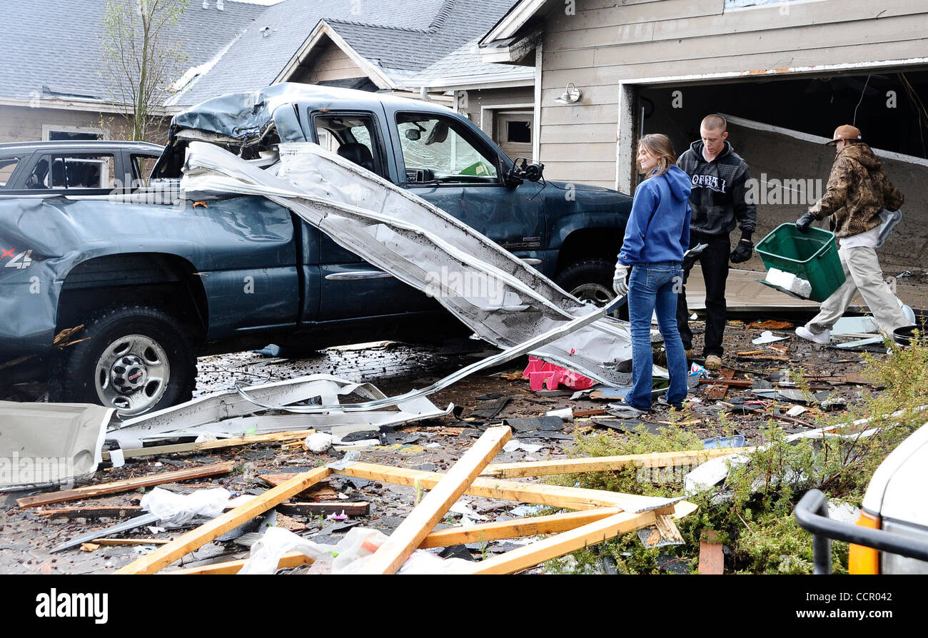 Sept 6,2010 -Bellemont AZ.-USA. Damage to many of the homes after two ...