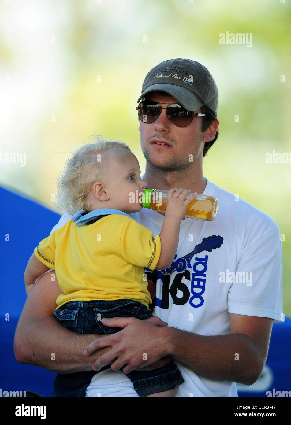 Crystal Bowersox Son