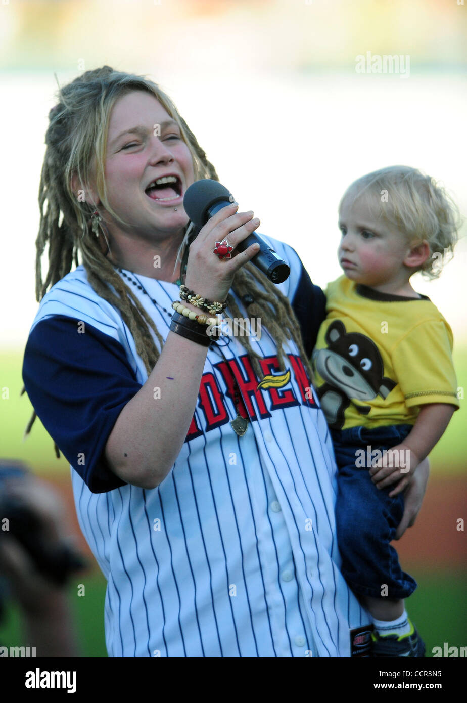 May 14, 2010 - Toledo, Ohio, U.S. - American Idol contestant and number ...
