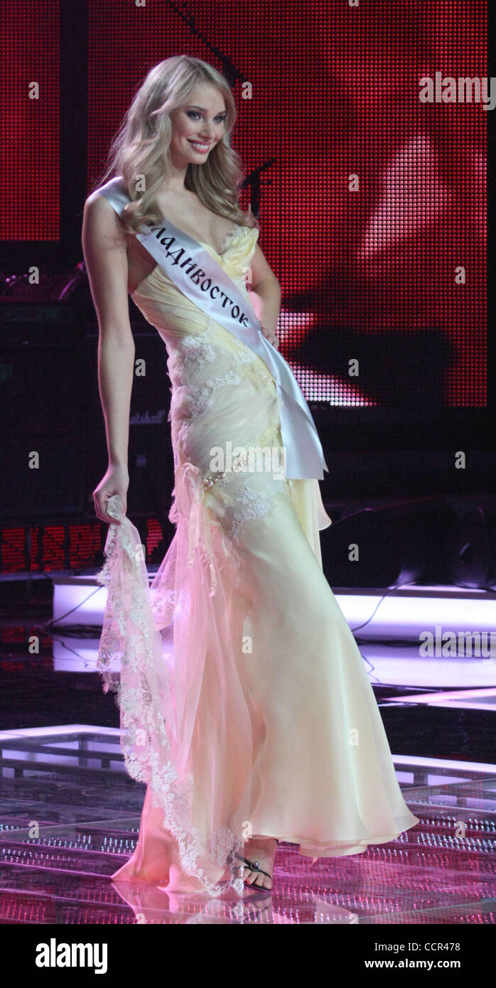 Participant miss russia beauty contest hi-res stock photography and ...