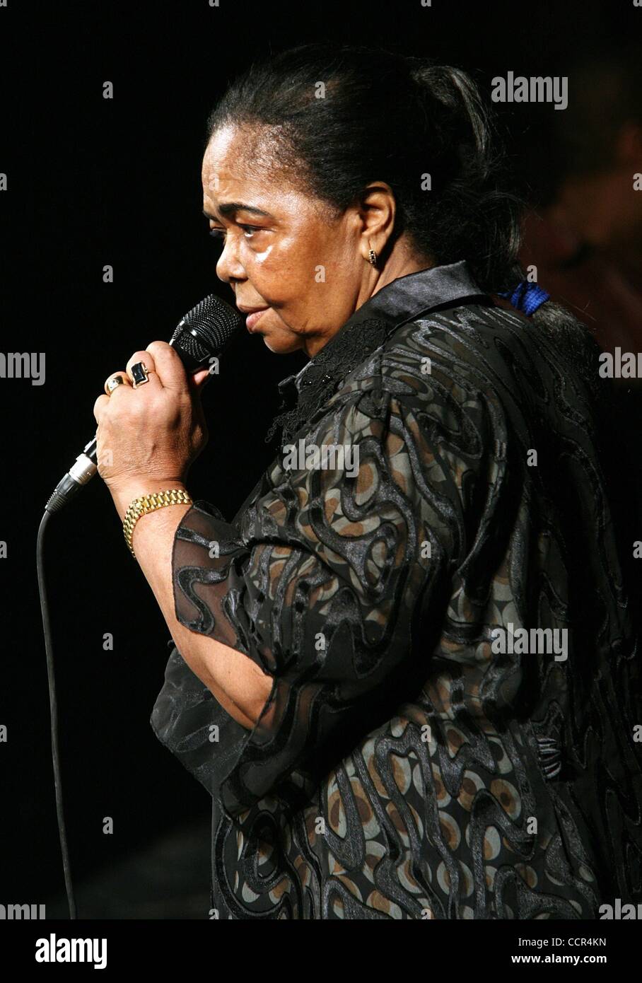 Cape verdean singer cesaria evora hi-res stock photography and images ...
