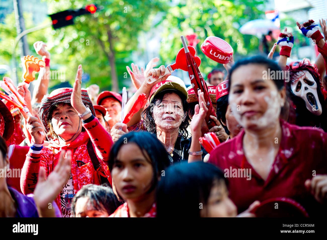 Red Shirts celebrate Songkran festival at Ratchaprasong intersection in ...