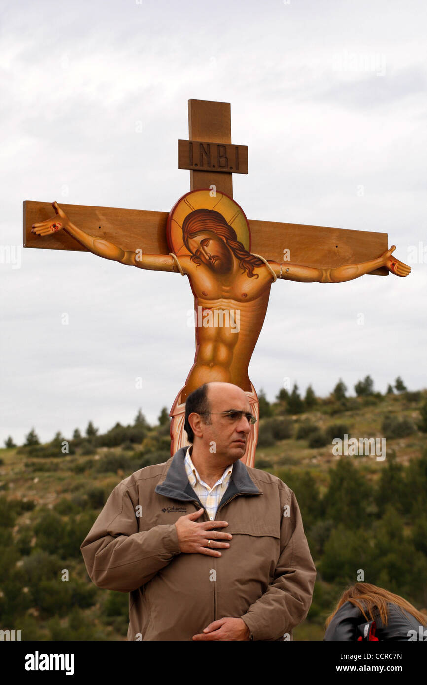 Removal of jesus from the cross hi-res stock photography and images - Alamy