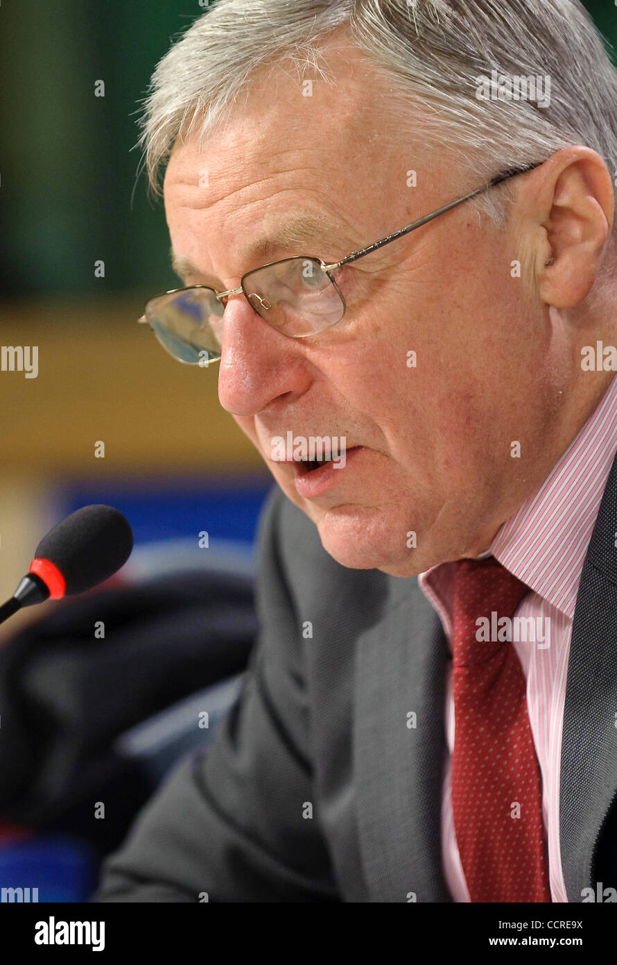 Trade Union Confederation (ETUC) General Secretary John Monks during ...