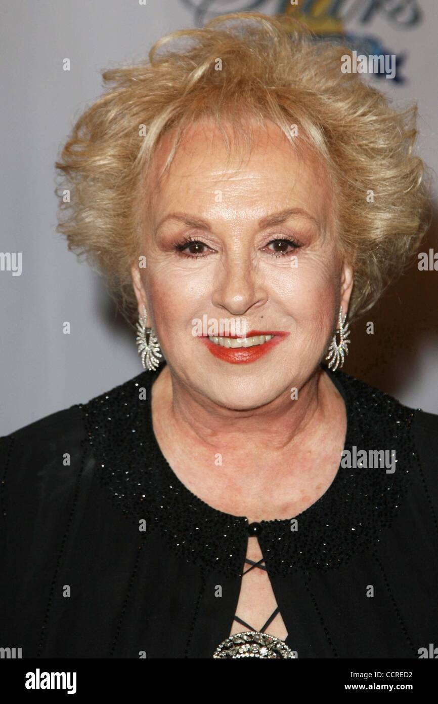 Doris weiner hi-res stock photography and images - Alamy