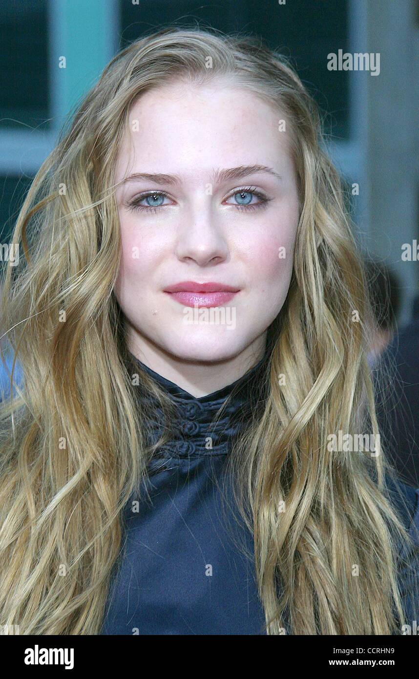 Evan rachel wood thirteen 2003 hi-res stock photography and images - Alamy