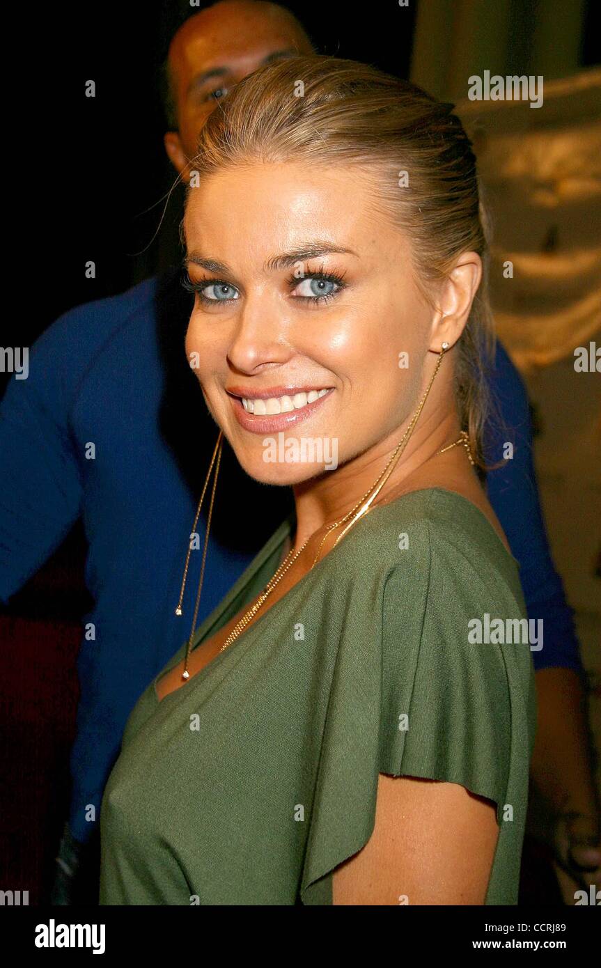 Oct. 17, 2003 - Hollywood, California, U.S. - I8060CHW .CARMEN ELECTRA ...