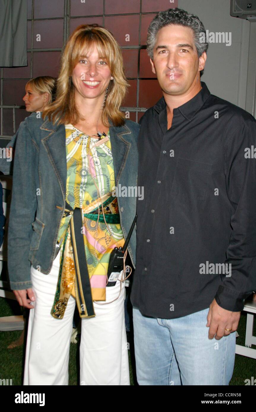 Oct. 30, 2003 - Hollywood, California, U.S. - I8123CHW .IMITATION OF ...