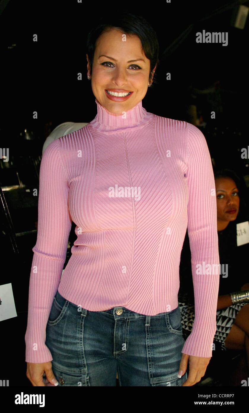 Oct. 30, 2003 - Hollywood, California, U.S. - I8120CHW .ROCK N REPUBLIC ...