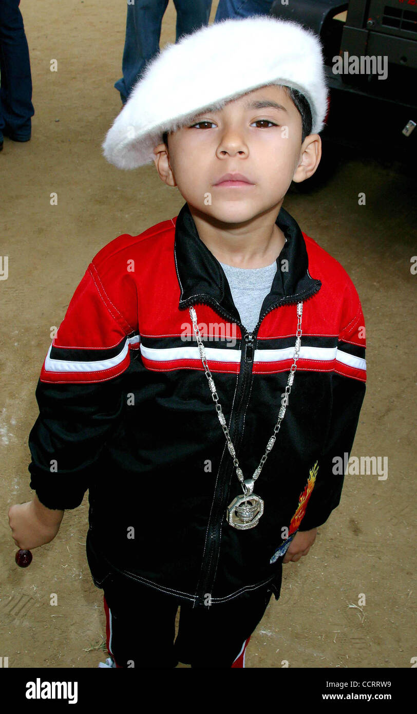 Nov. 9, 2003 - Hollywood, California, U.S. - I8130CHW.CHILDREN UNITING ...