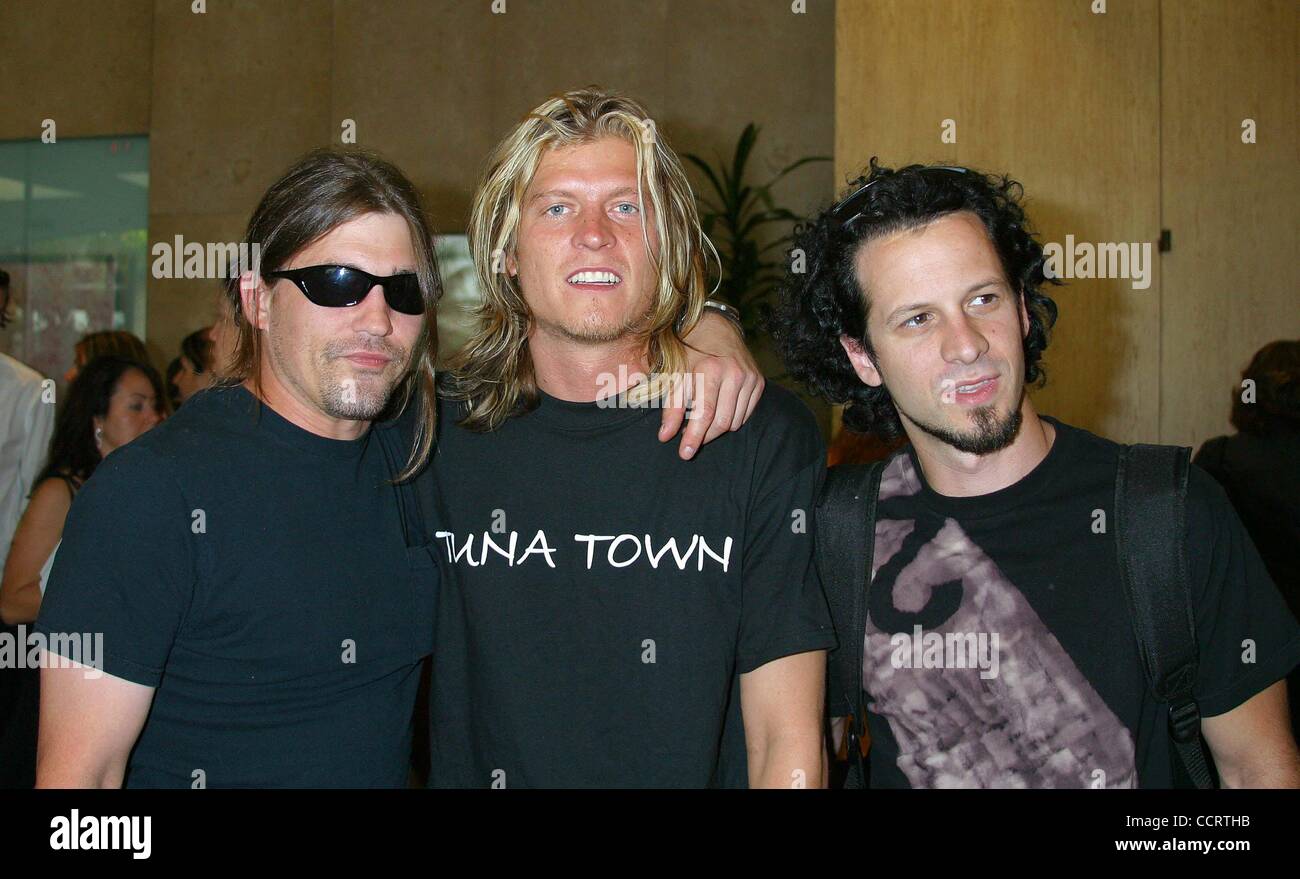 Puddle of mudd music hi-res stock photography and images - Alamy